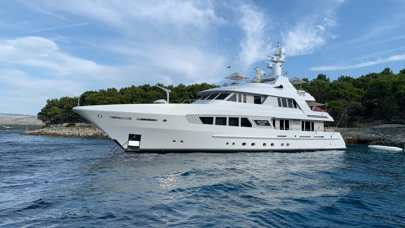KATHLEEN ANNE yacht for charter (Feadship, 39m, 2009)